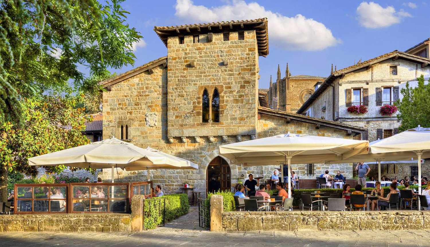 Monuments In Pamplona Spain