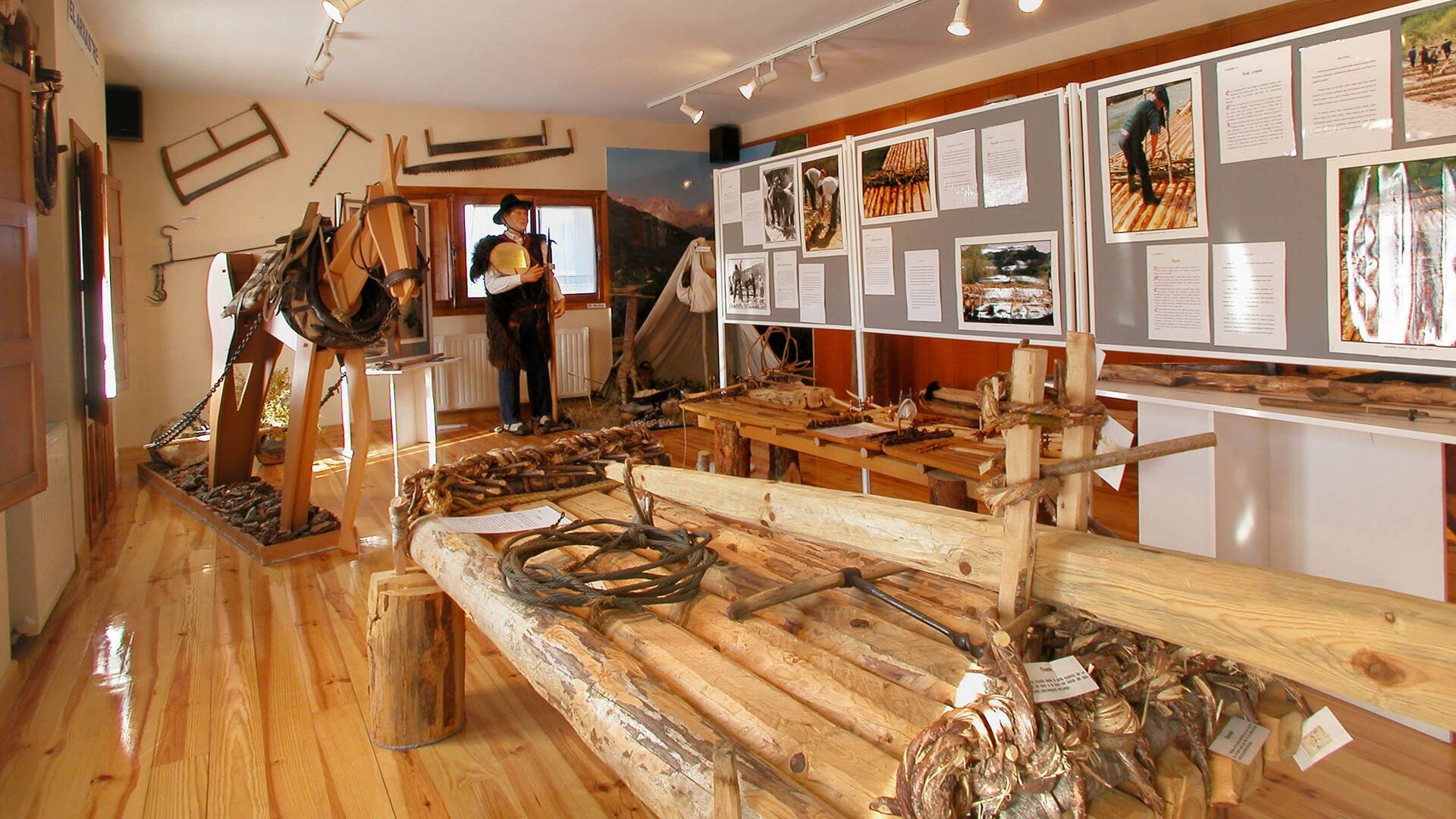 Visita guiada al Museo de la Almadía - Planes | Visit Navarra - Web ...