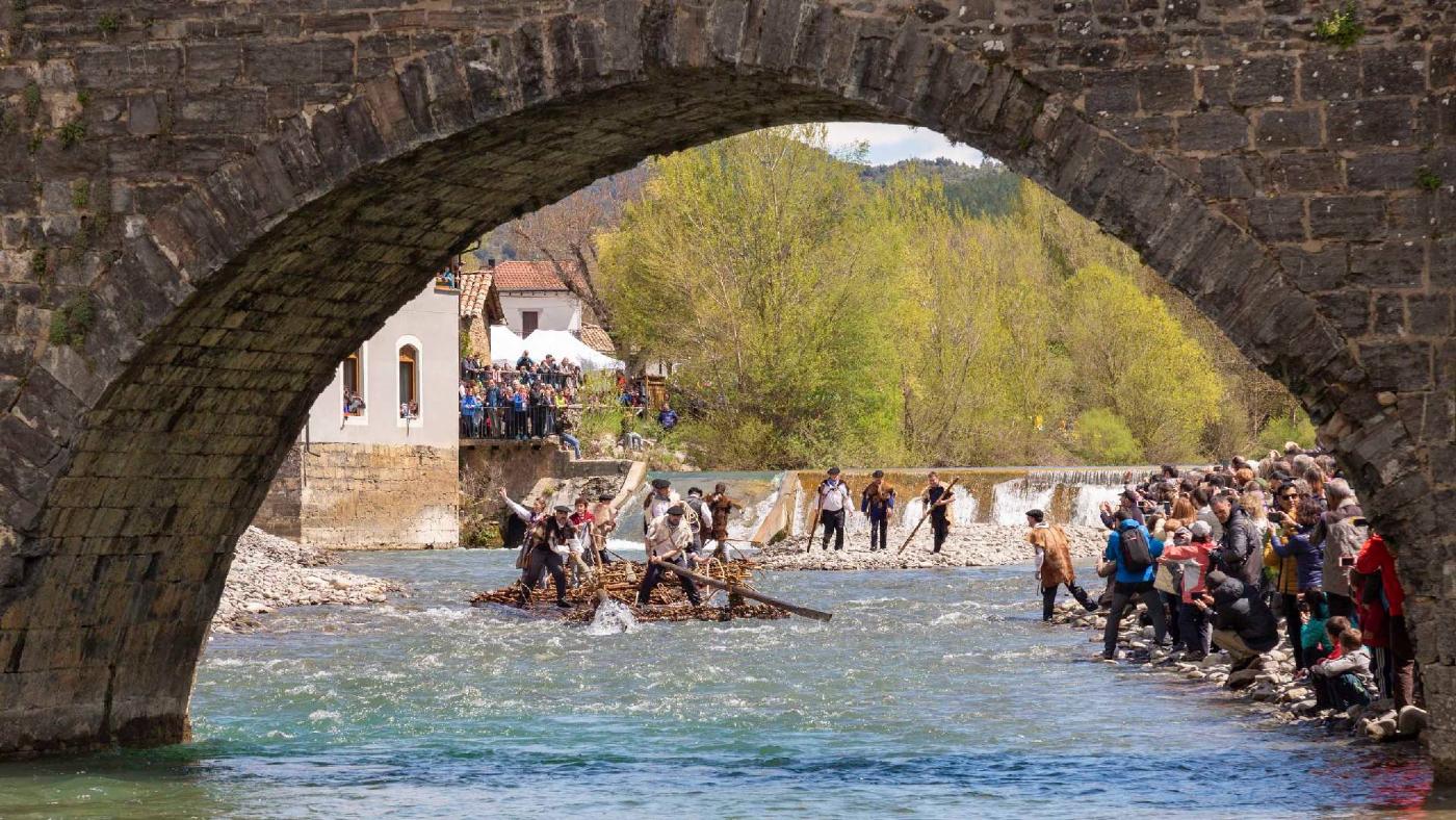 Día de la almadía - Planes | Visit Navarra - Web Oficial de Turismo de ...